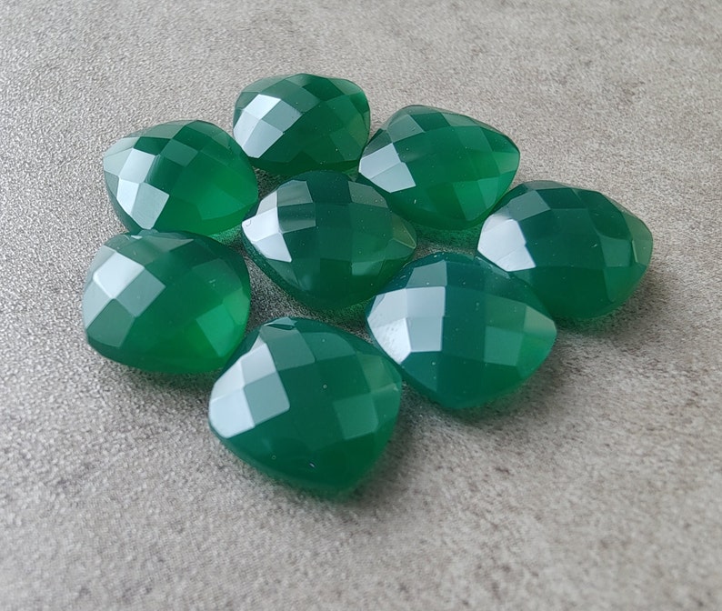 Green Onyx Gemstone: Square Cushion Shape Briolette Checker Cut, AAA+ ...