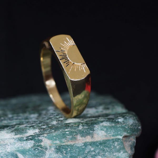 Sun Signet Ring - Etsy