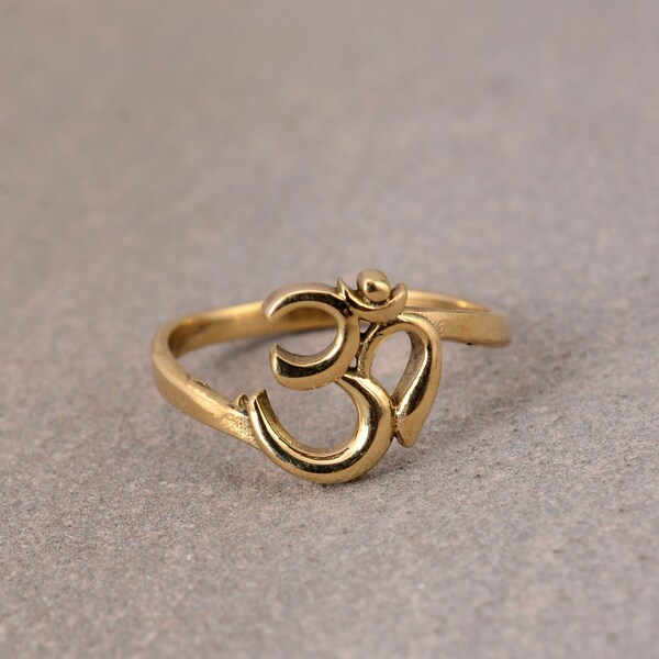 Om Ring - Etsy