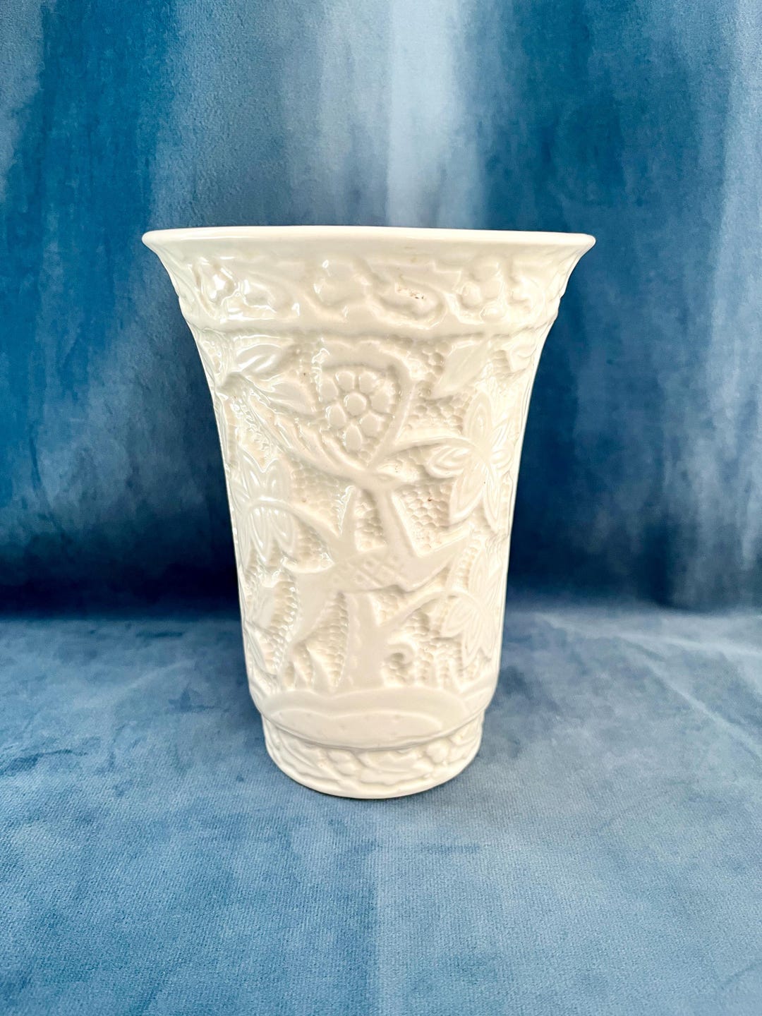 Gorgeous Crown Devon Vintage Cream Stag and Foliage Vase - Etsy