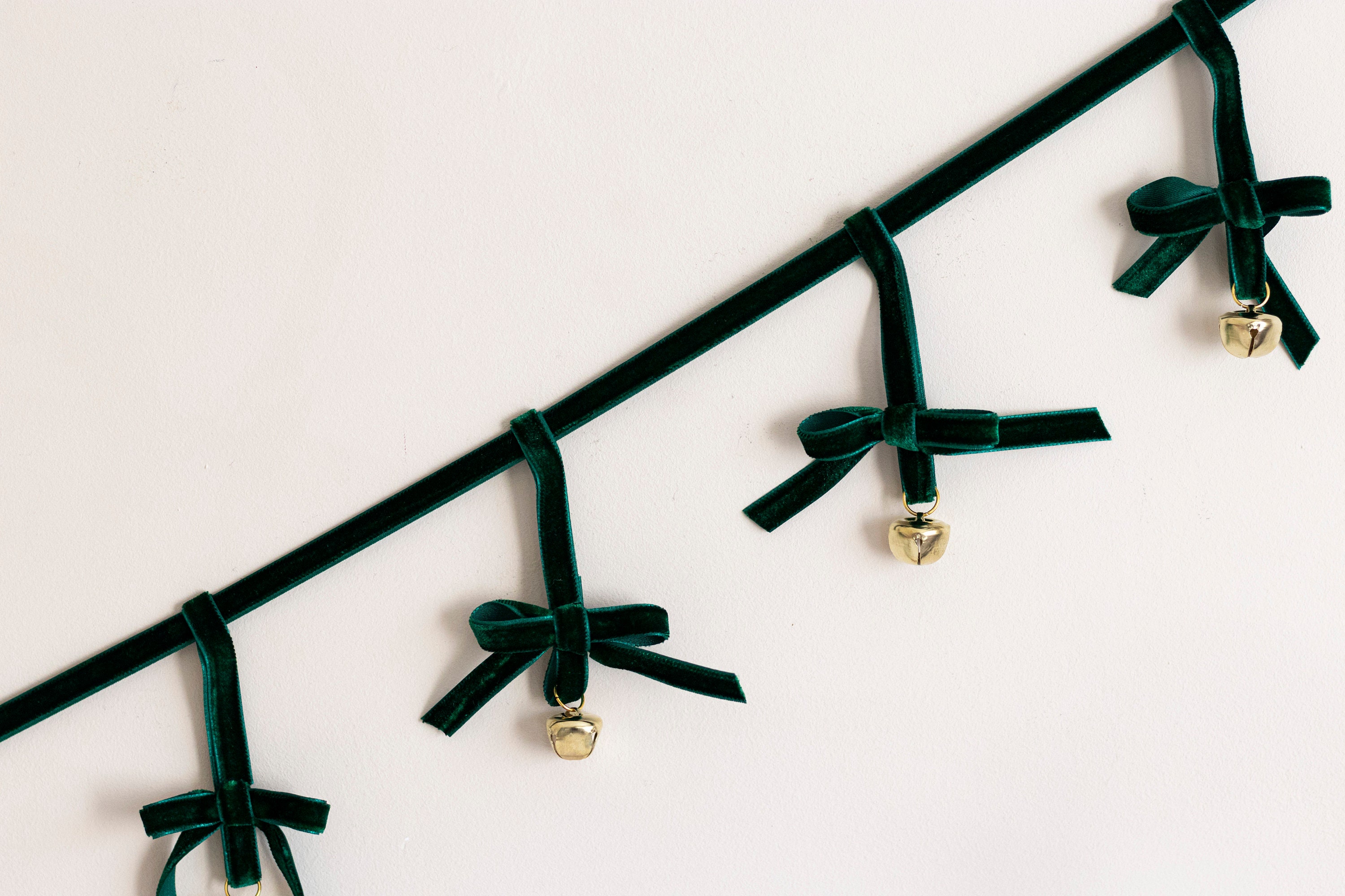 Handmade Velvet Elegance: Jingle Bell Symphony for Your Christmas Tree ...