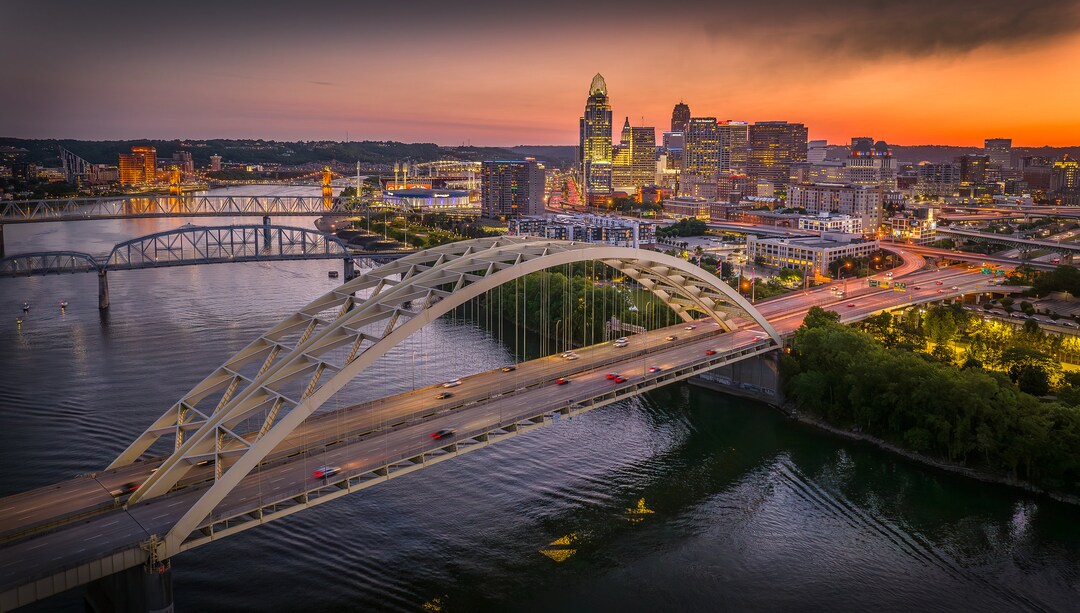Downtown Cincinnati Sunset and Ohio River Photographed From Newport, KY ...