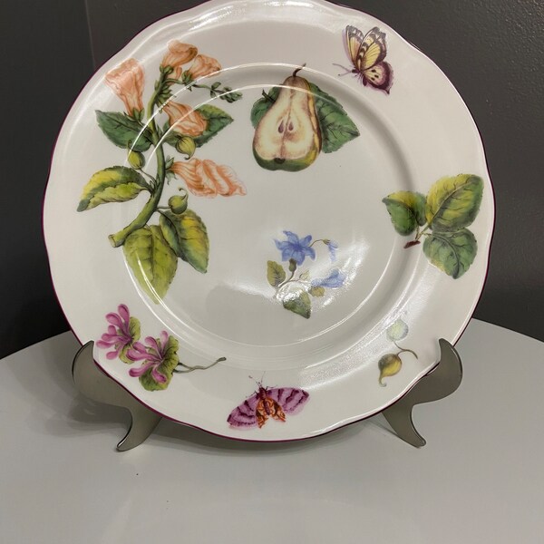 Queen Elizabeth Collector Plate - Etsy