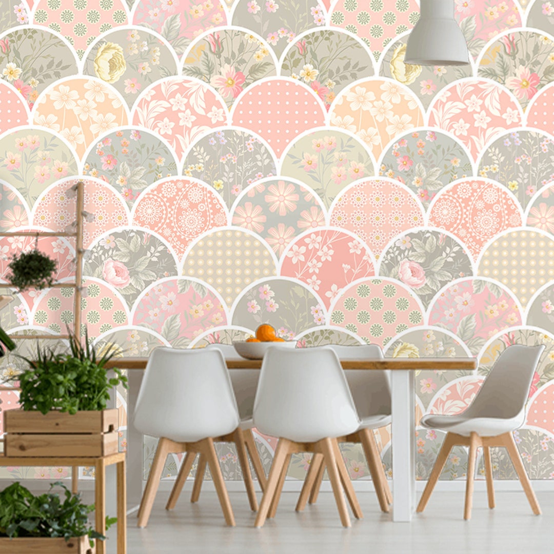 Scallop Patchwork Floral Seamless Pattern Wallpaper Pastel Colors ...