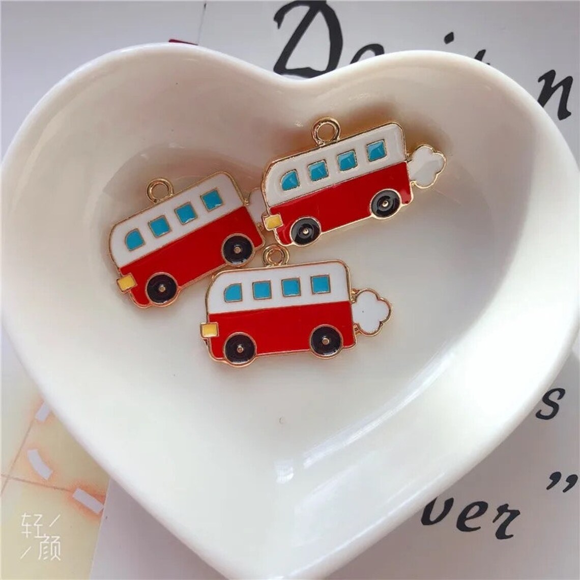 10 Pieces of Cute Little Bus Enamel Charms, Retro Bus Charms, Charms ...