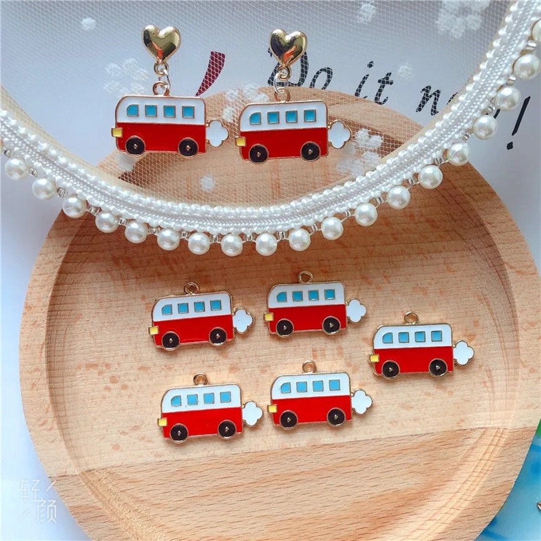10 Pieces of Cute Little Bus Enamel Charms, Retro Bus Charms, Charms ...