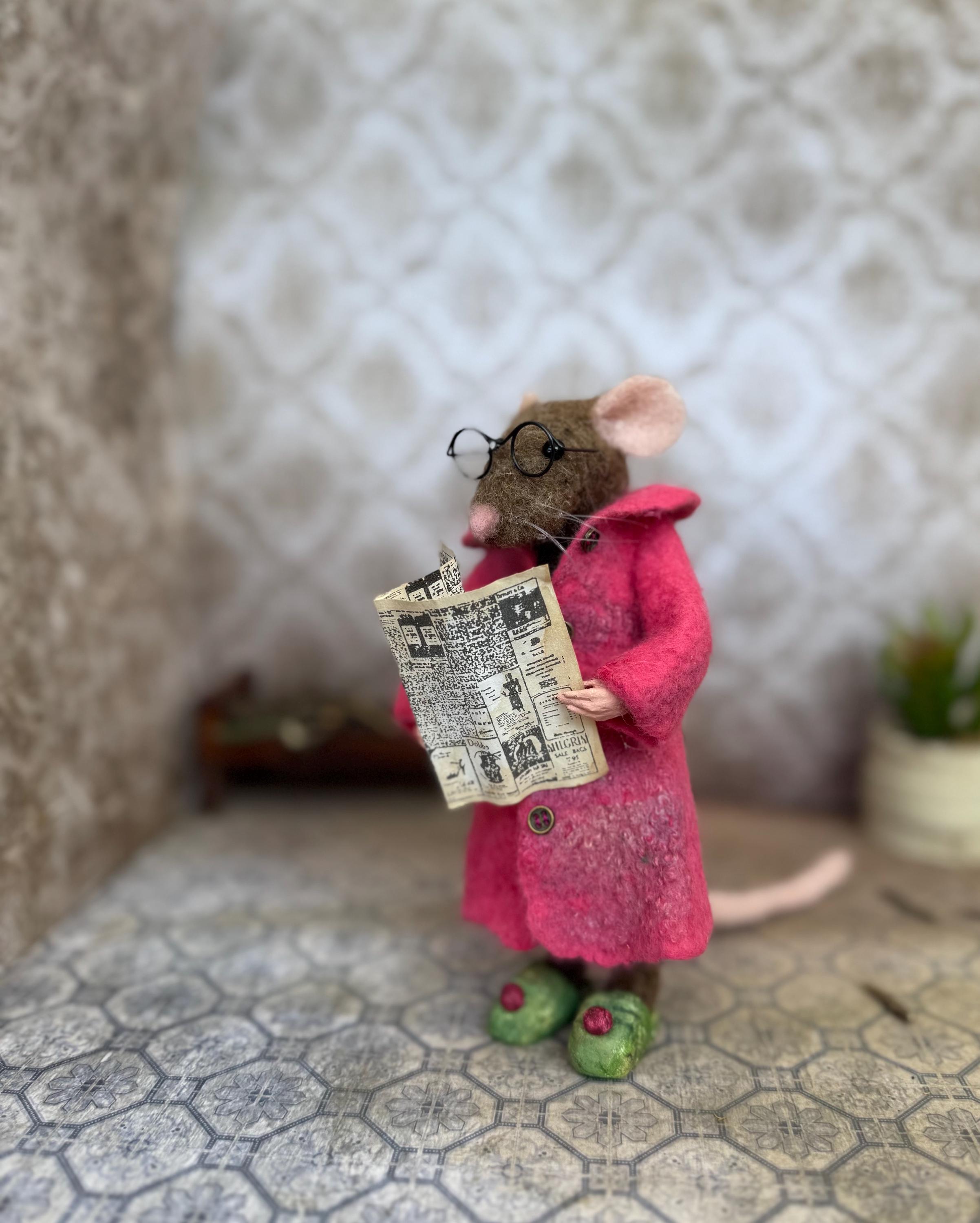 Vintage Needle Felted Rat Figurine: Whimsical Animal Sculpture - Etsy