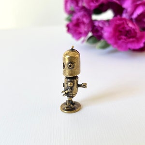 Bitsy, the Brass Robot Figurine - Etsy