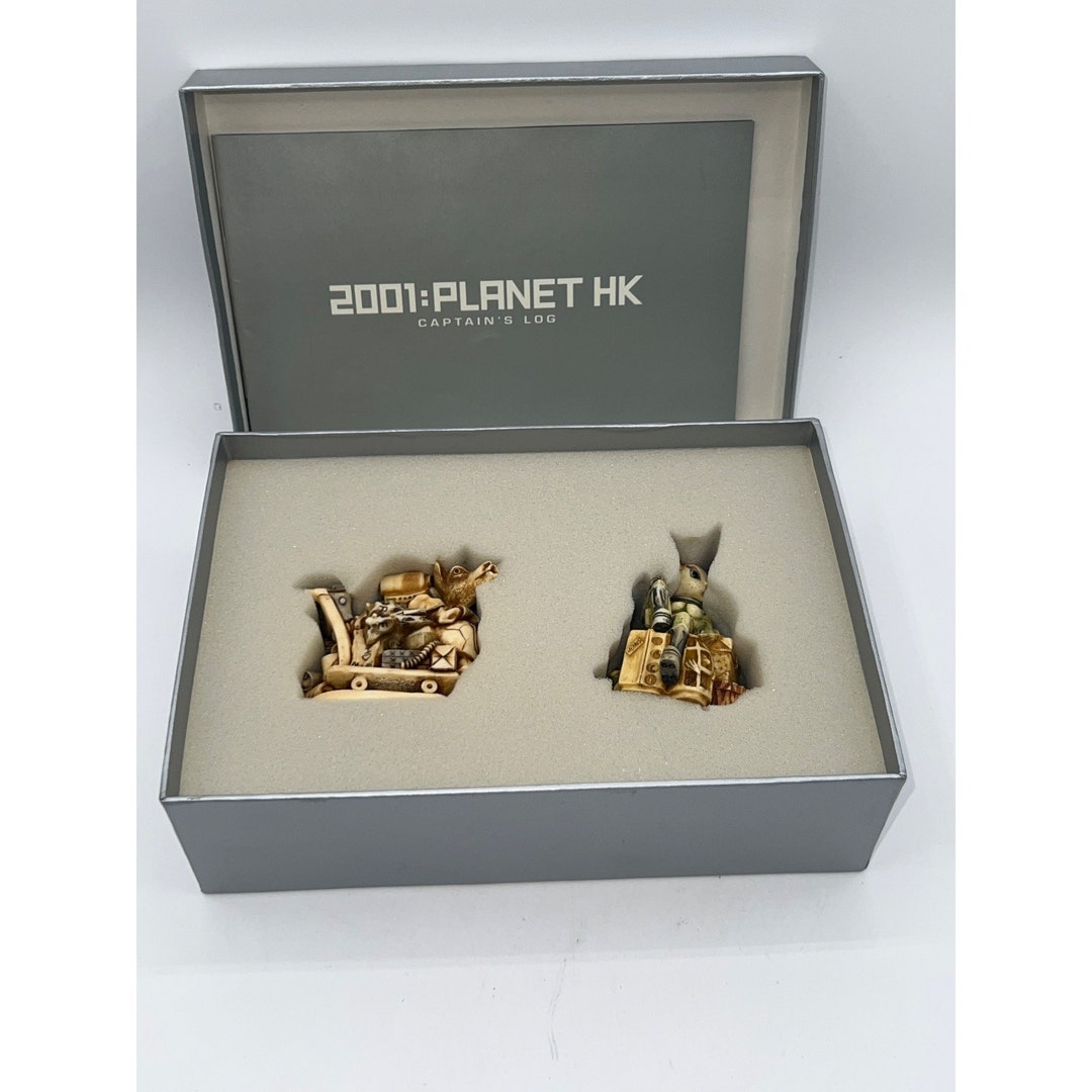 Harmony Kingdom 2001 Royal Watch Collector's Club MINX on the Moon ...