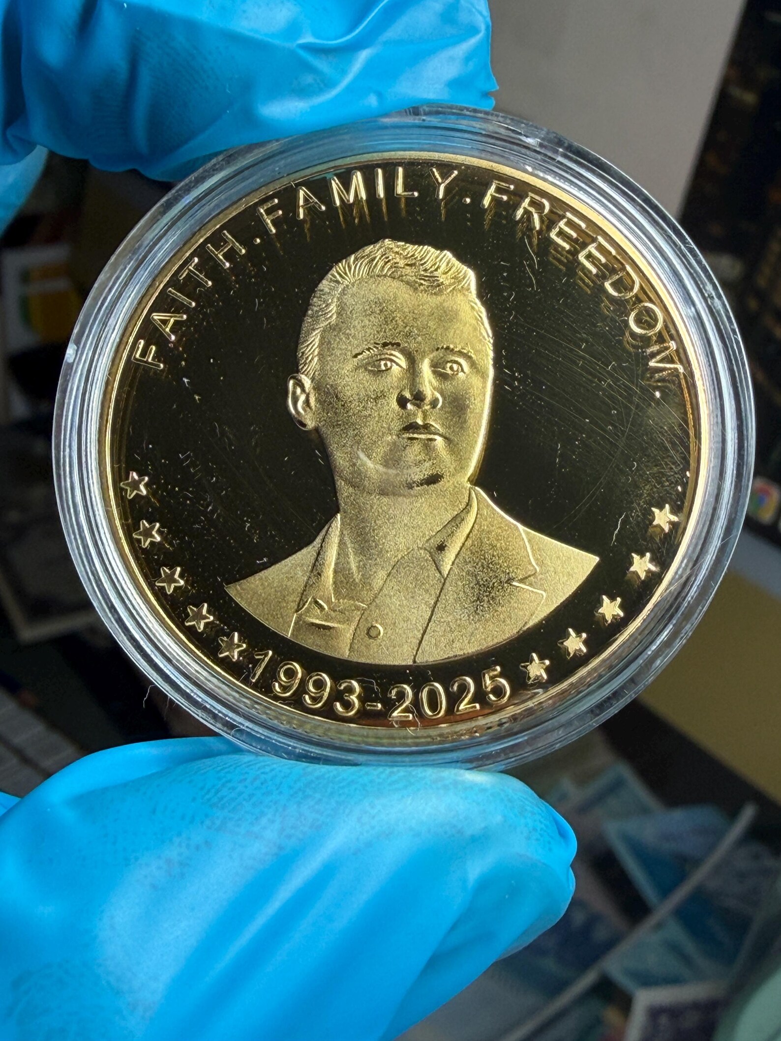Charlie Kirk FREEDOM Coin, Commemorative Golden 1oz Novelty, Signed ...