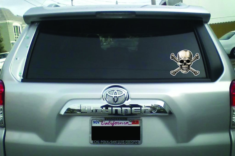 Skull and Crossbones Logo Sticker / Vinyl Decal / 10 Sizes - Etsy