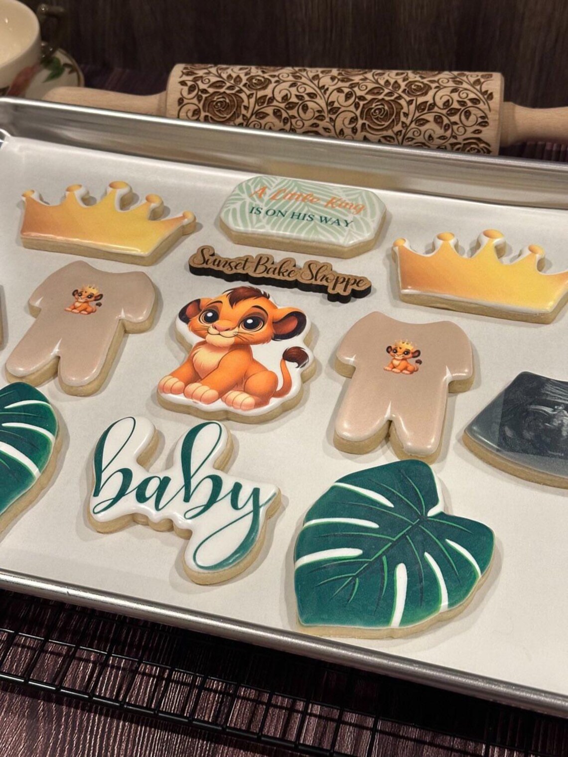Lion PNG Set, Leaf Png Image, Baby Script Png, Crown Png, Baby Pajamas ...
