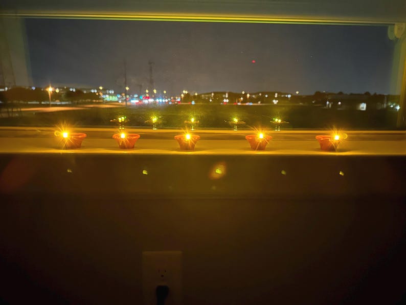 Festivesfinds Water Sensor Diya , Led Light With Replaceable Battery ...