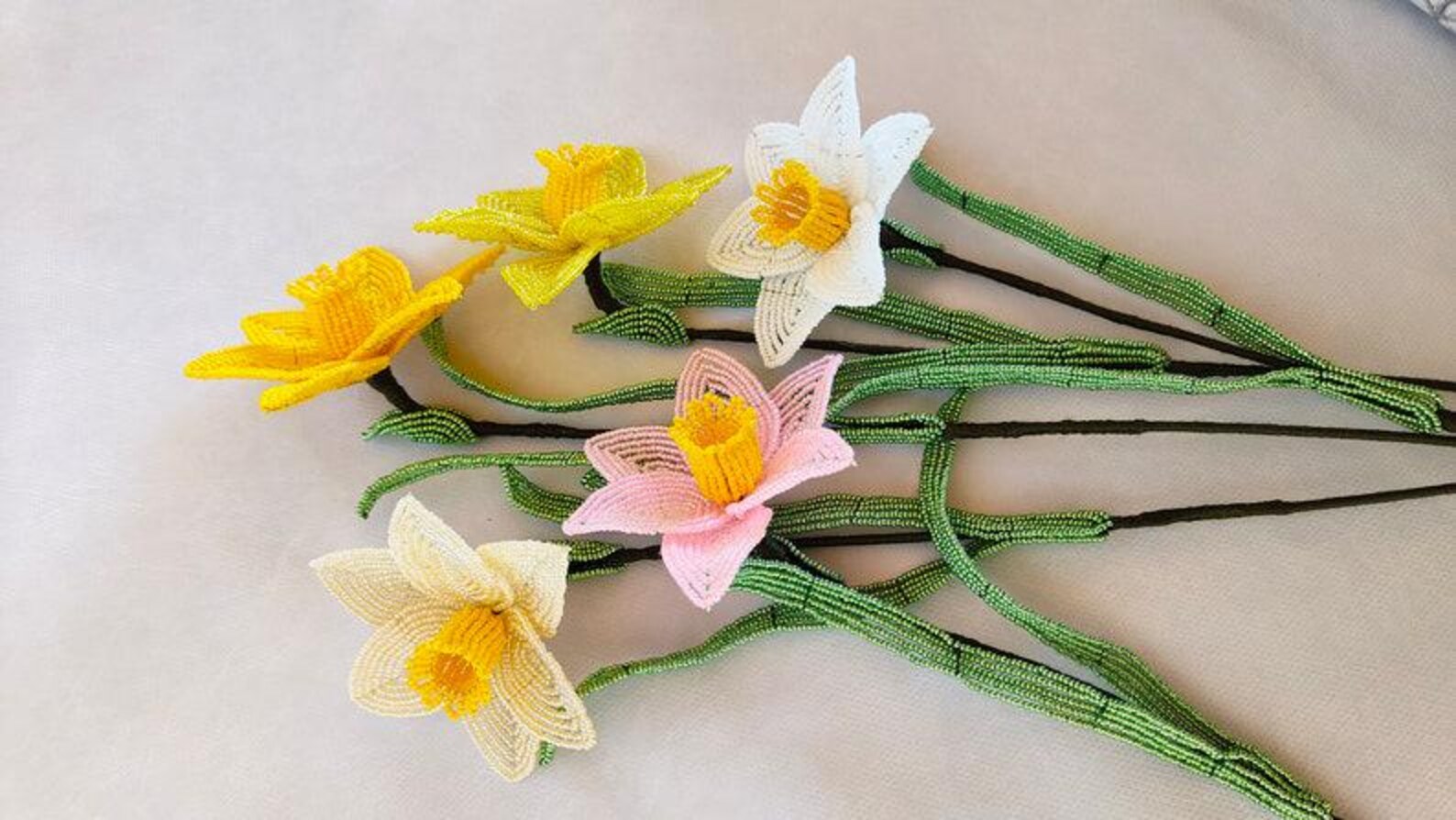 Daffodil Flower French Beaded Flowers Daffodil Flower Arrangement - Etsy