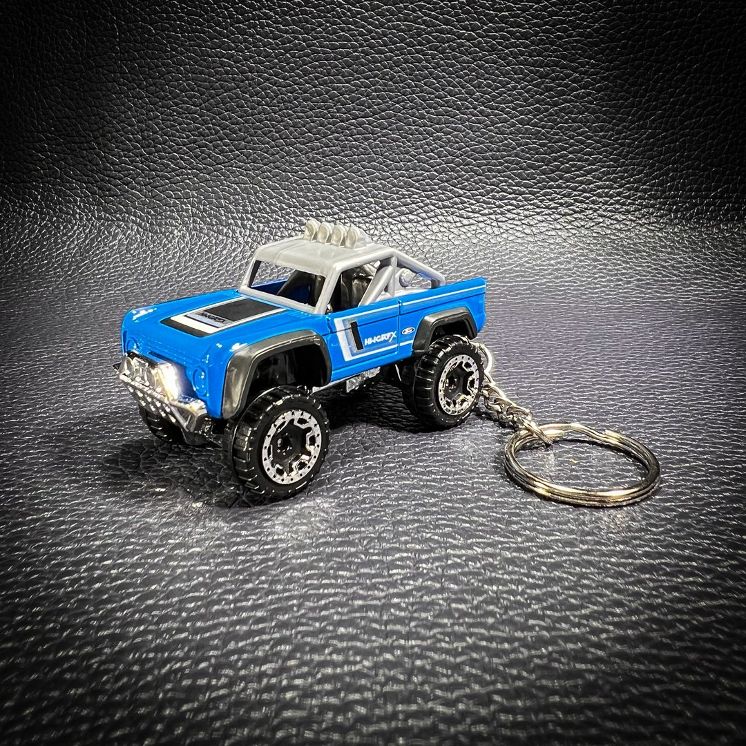 Diecast Ford Bronco Off-road Blue Keychain Birthday Anniversary Gift ...