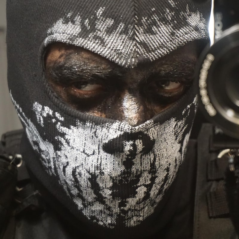 Konig Cosplay - Etsy