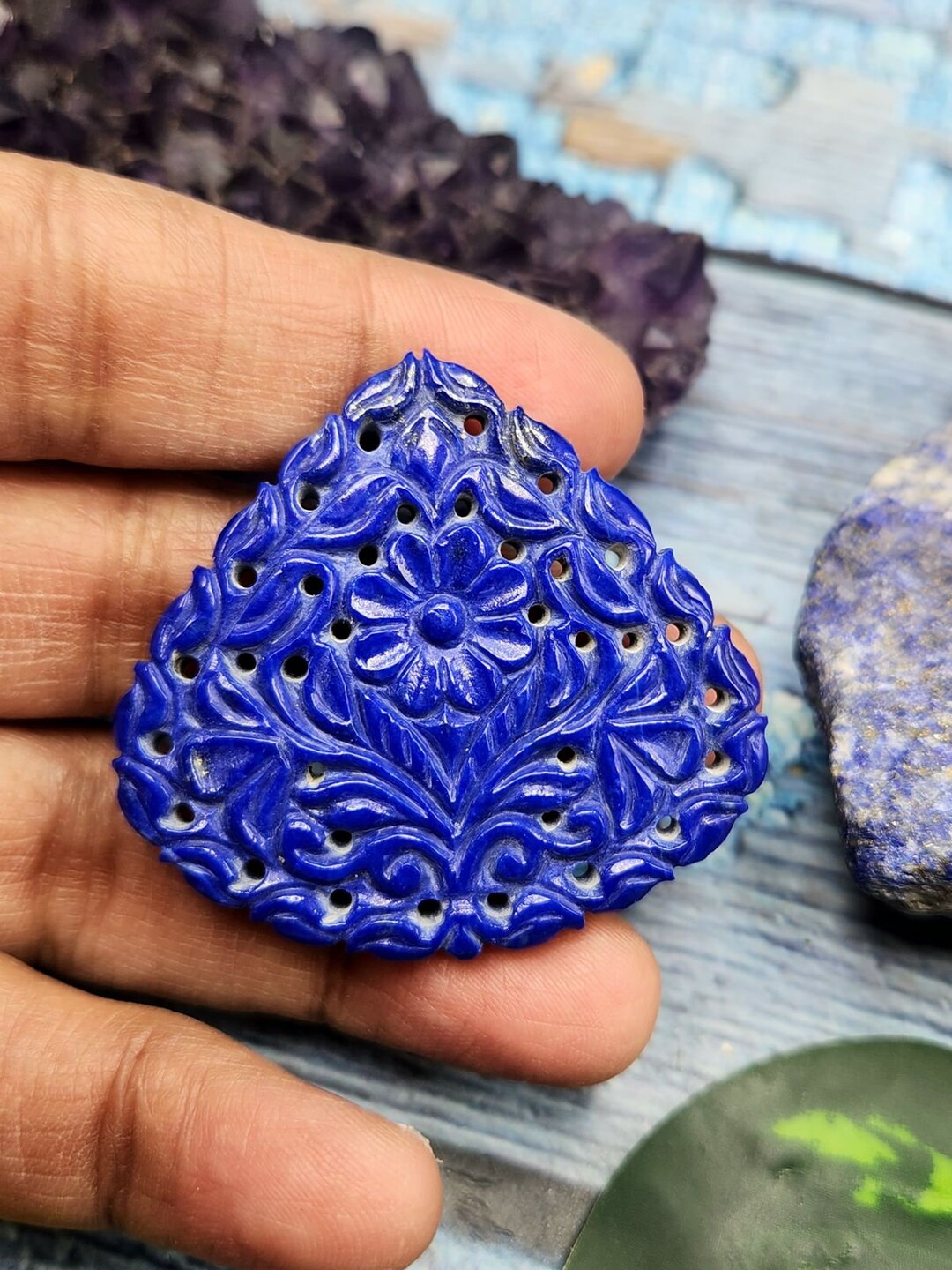 Lapis Lazuli Carved Mughal Floral Design Miniature - A Tribute to ...