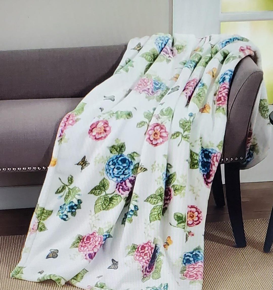Lenox Butterfly Meadow Hydrangea Oversized Soft Throw Blanket 60"x70 ...