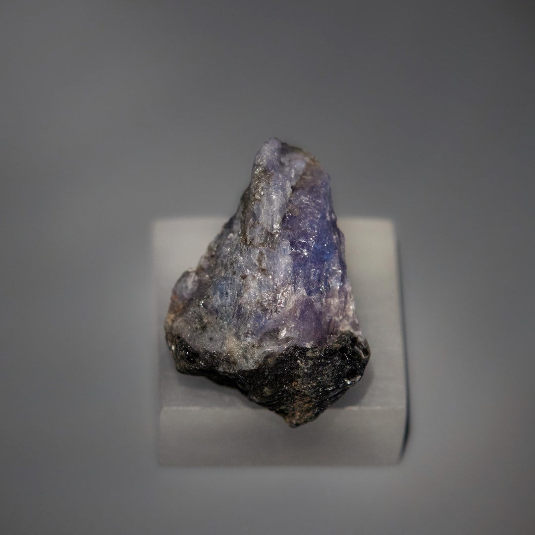 Collectible Alexandrite Crystal With Reverse.color-shift Alexandrite ...