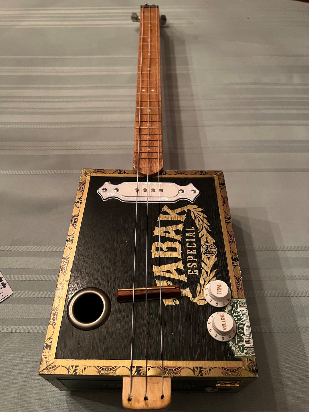 Cigar Box Guitar 3 String Acoustic/electric - Etsy