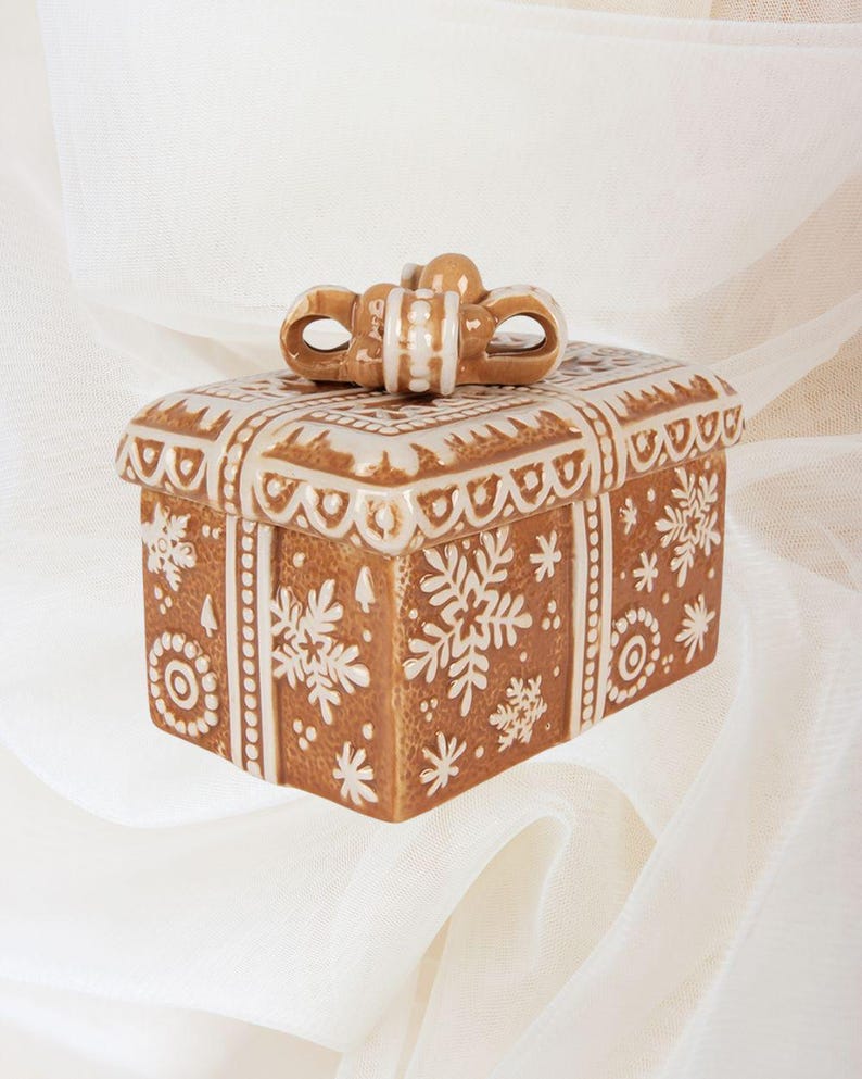 Cottage Kitchen Gingerbread Ceramic Storage Jar, Cookie Jar With Bow ...