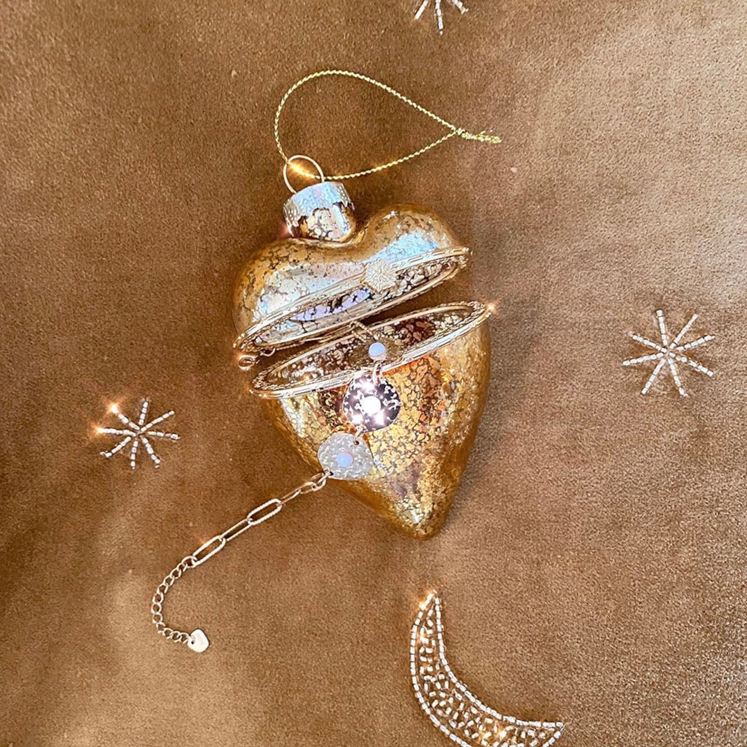 Gold Heart Opening Bauble, Proposal Idea, Engagement, Love, Heart ...