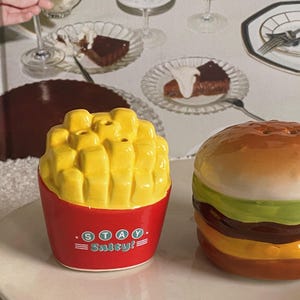 Burger ‘N Fries Salt Pepper Shaker Set, Retro Kitchen Decor, Vintage ...