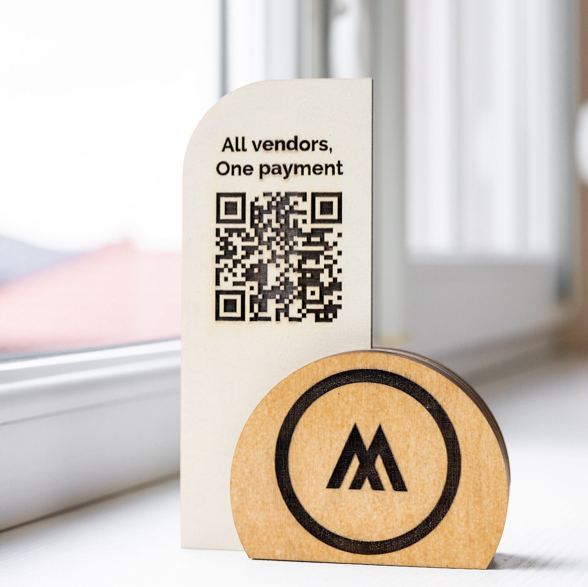 QR Code Menu Sign, Scan to View Menu, Wooden Table Menu, Restaurant ...