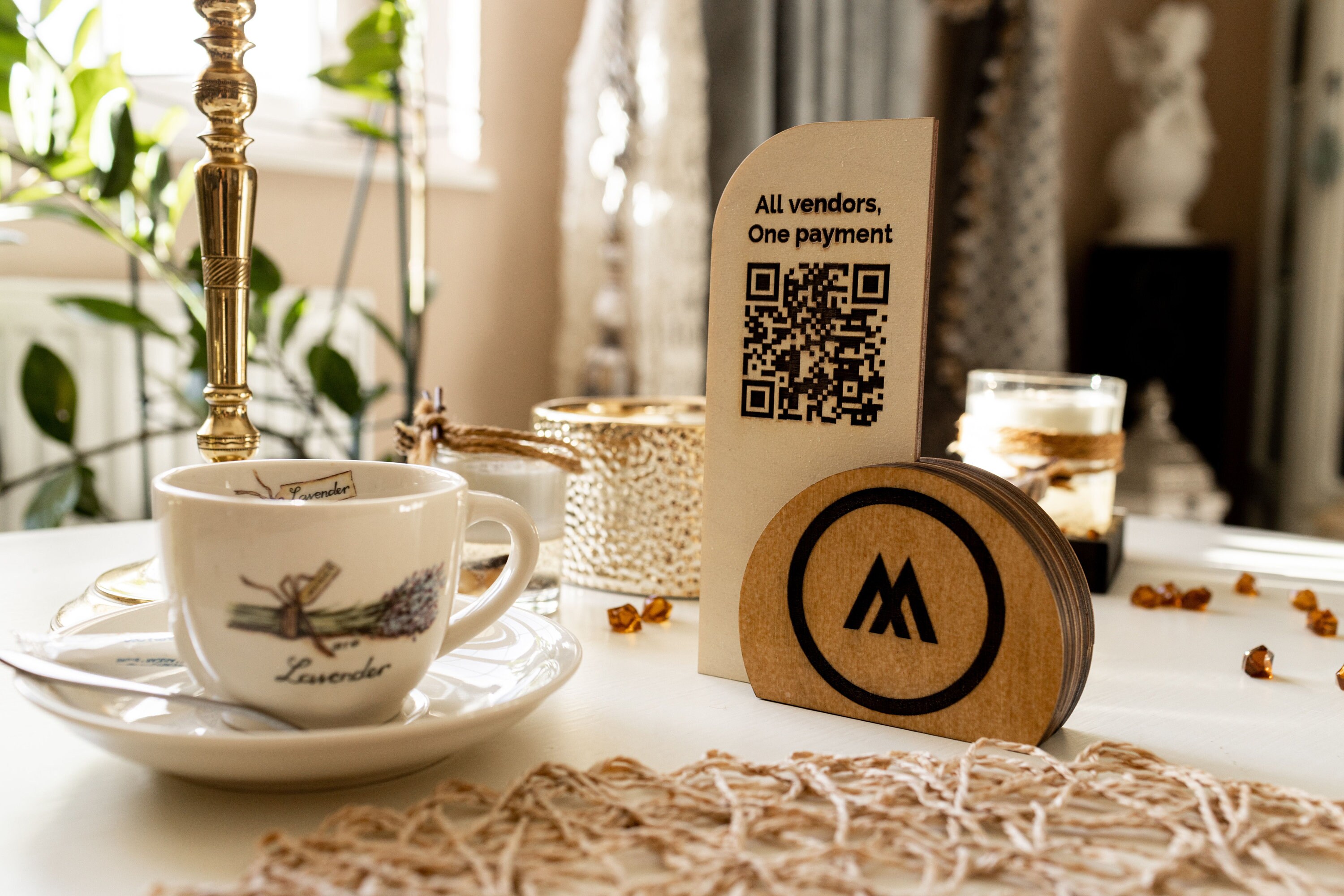 QR Code Menu Sign, Scan to View Menu, Wooden Table Menu, Restaurant ...