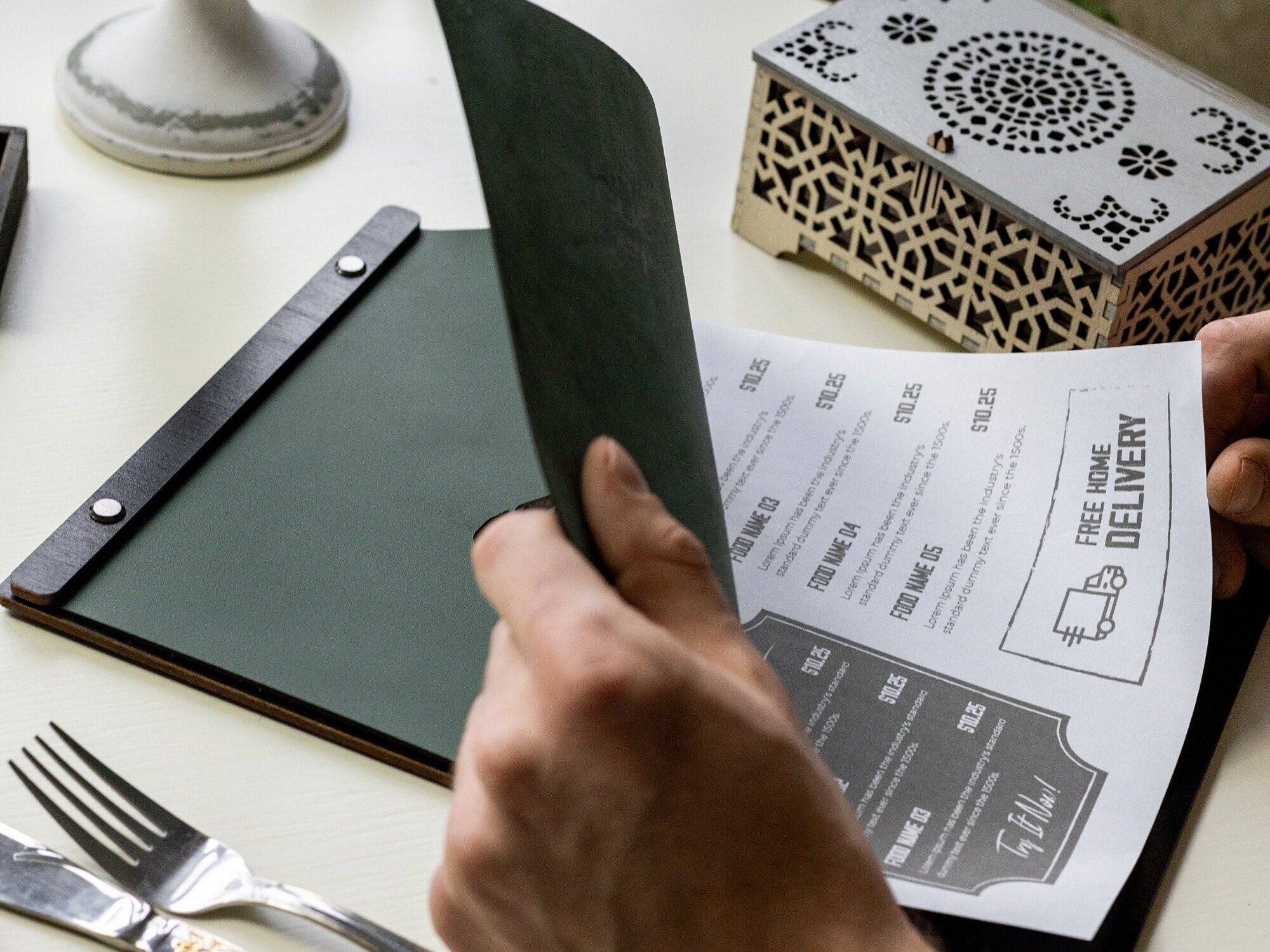 Porte-menu en bois A4 avec revêtement en cuir, porte-menu personnalisé ...