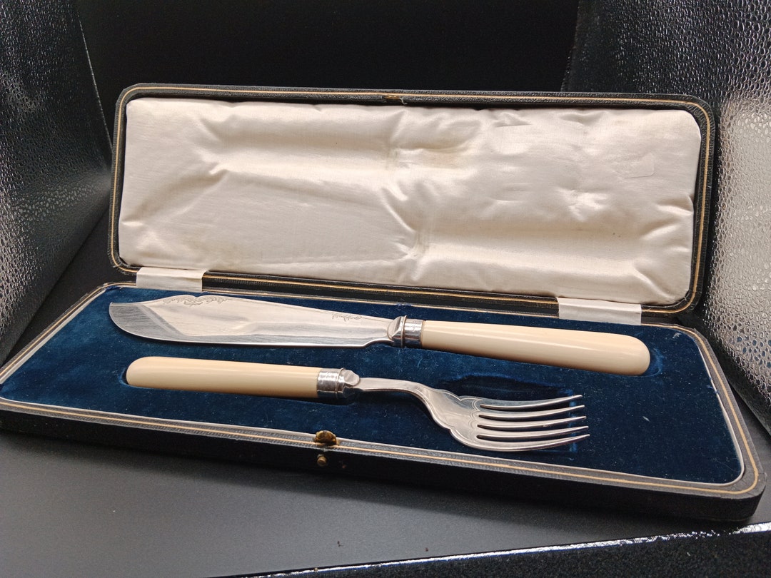 Antique 1920s Victorian English Fish Serving Knife and Fork Set, With ...