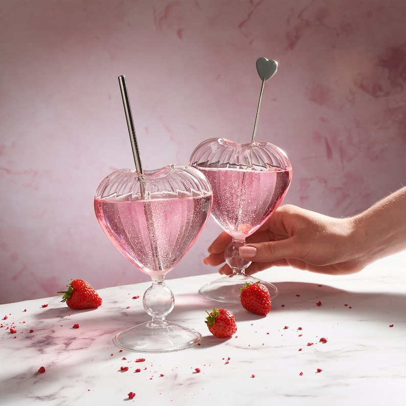 Heart Shaped Cocktail Glass With Free Personalised Metal Straw - Unique ...