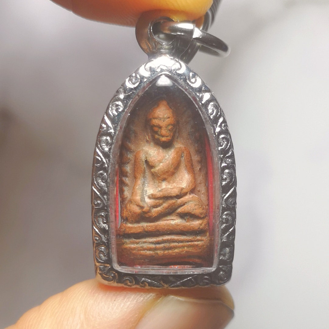 Phra Rod Lampoon Amulet Pendant Thai Magic Blessed Blessing for Strong ...