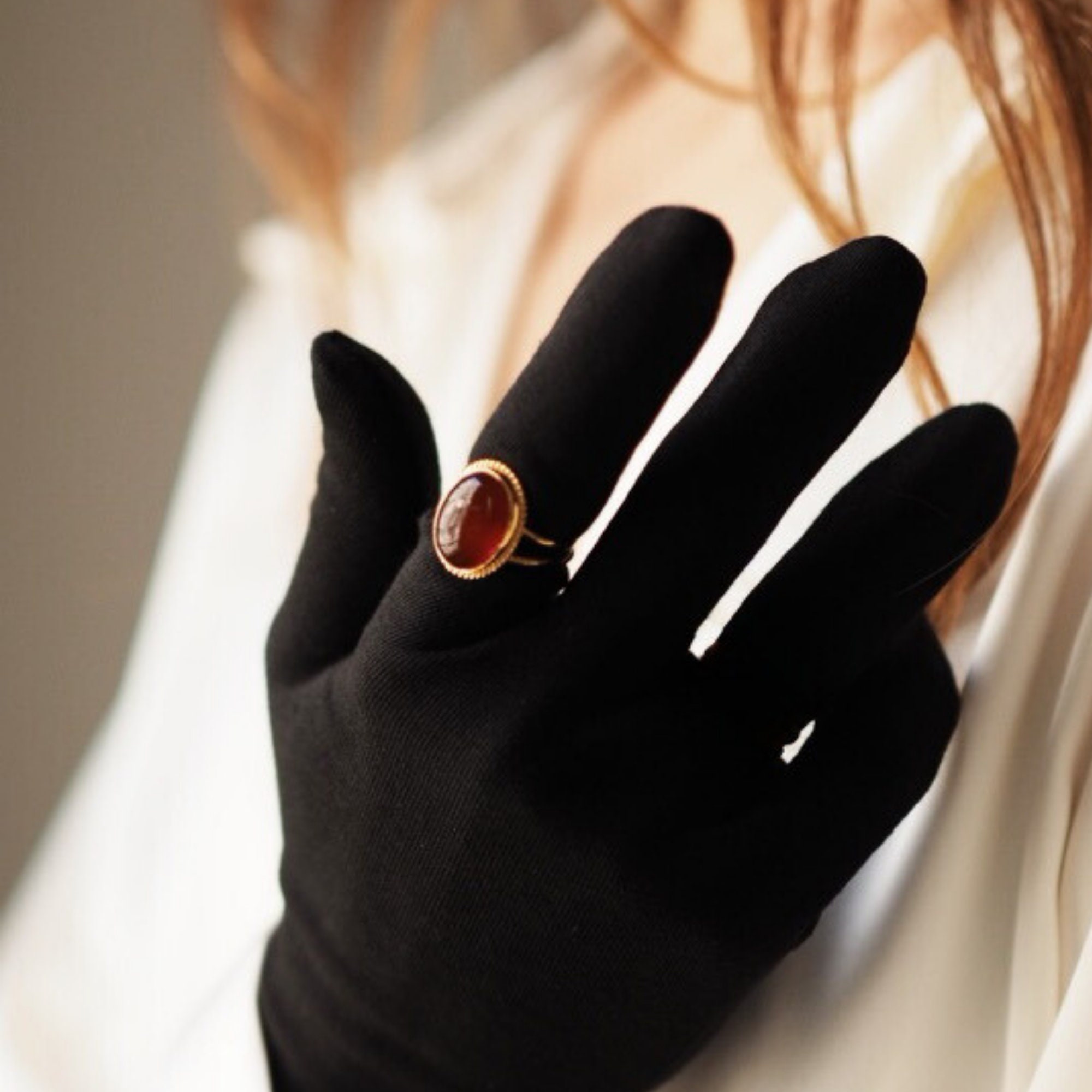 Oval Shape Red Agate Ring, 14k Solid Gold Dainty Split Shank Dome Red ...