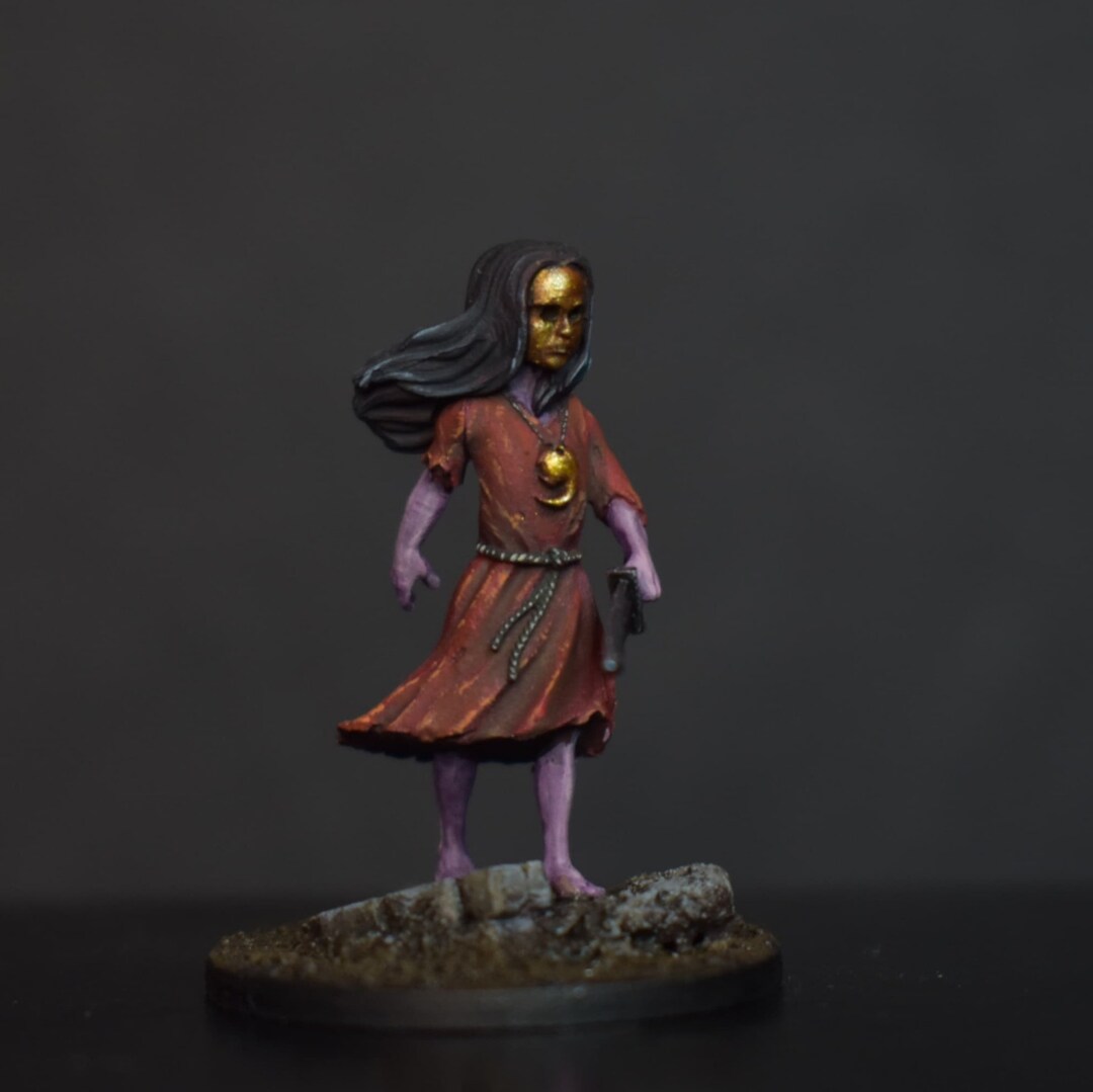 Girl With Mask Painted for Wargaming warhammer Mordheim Dnd Dungeons ...