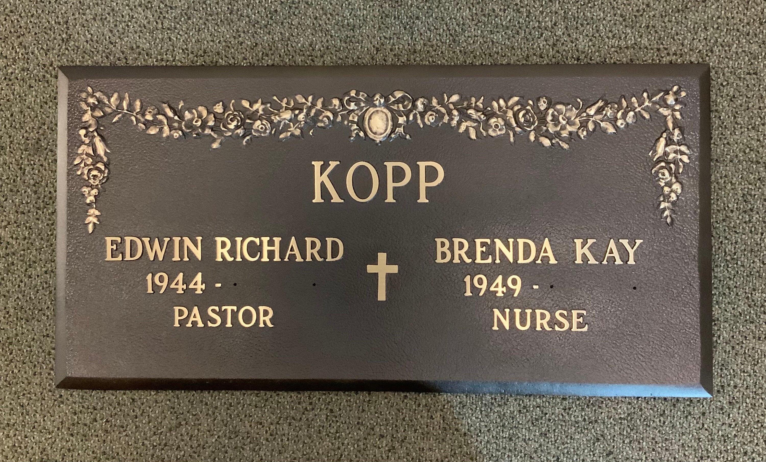 12"x24" Upper Floral Garland Bronze Grave Marker - Etsy