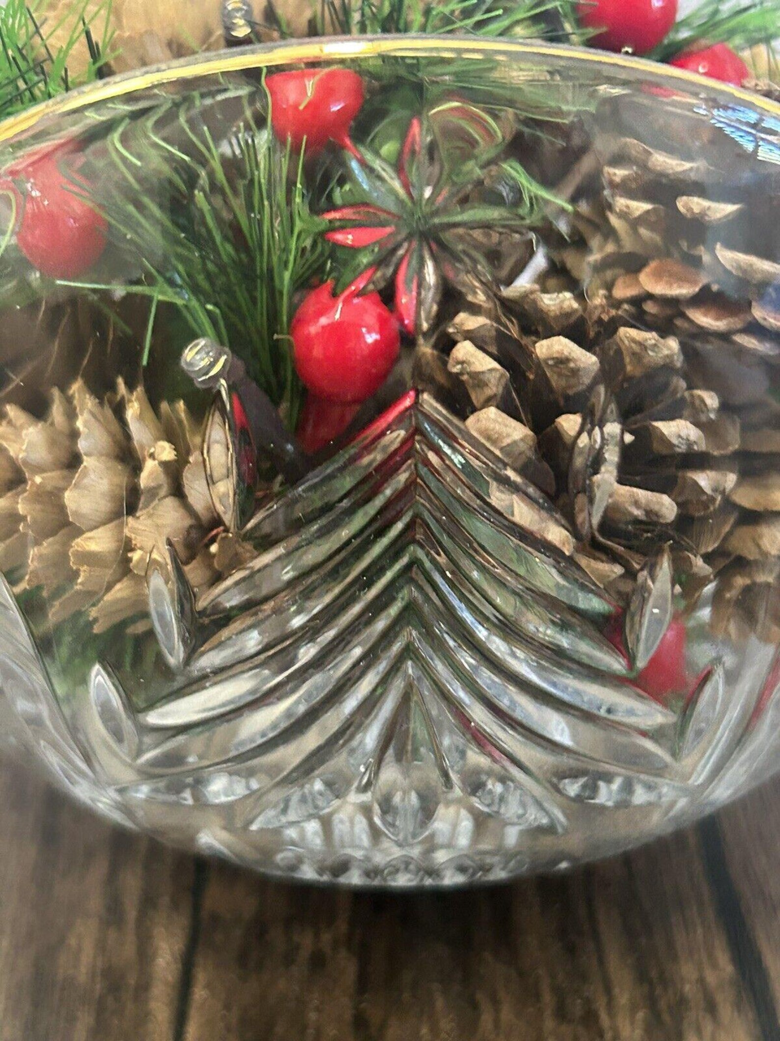 Vintage, Mikasa, "christmas Tree Gold" Cut Trees, Gold Scalloped Rim 8 ...