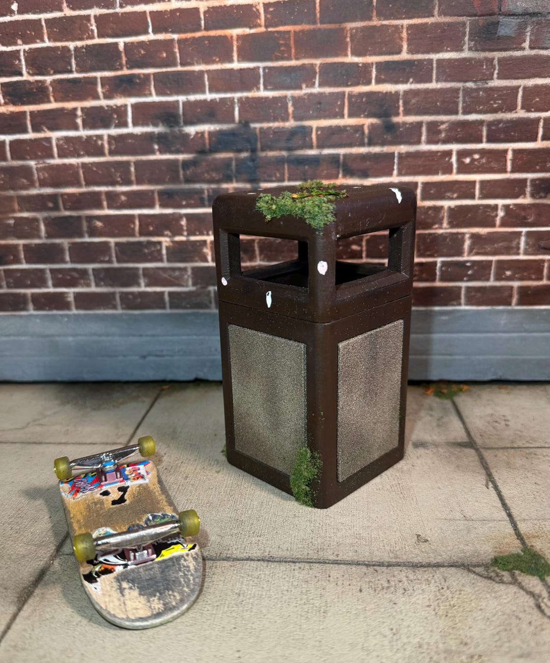 Custom High Level Ramps Fingerboard Weathered Graffiti Trash Can - Etsy