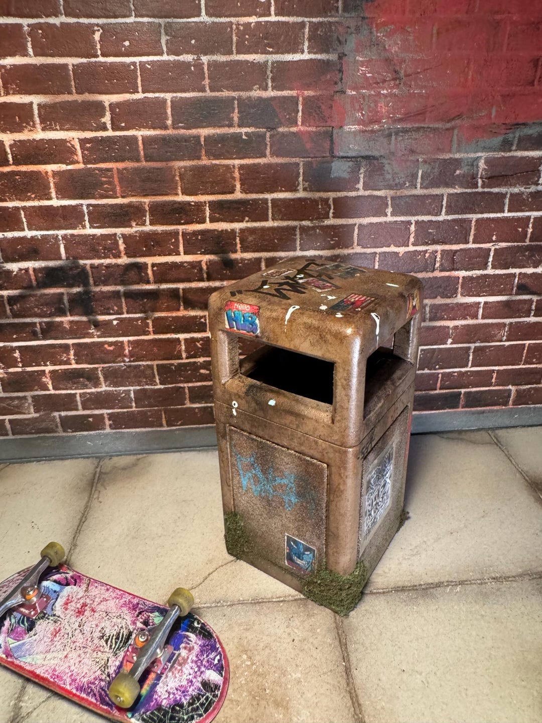 Custom High Level Ramps Fingerboard Weathered Graffiti Trash Can - Etsy