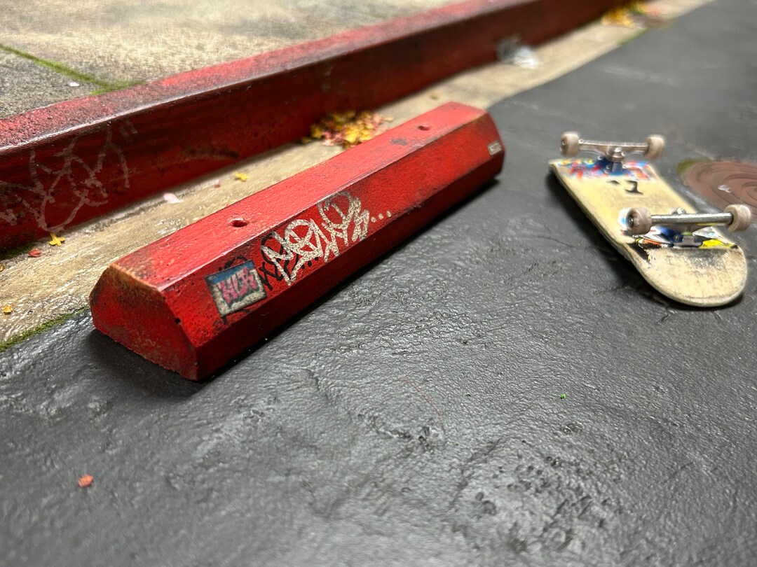 Fingerboard Obstacle Cement Parking Block Skateboard Curb Action Figure ...