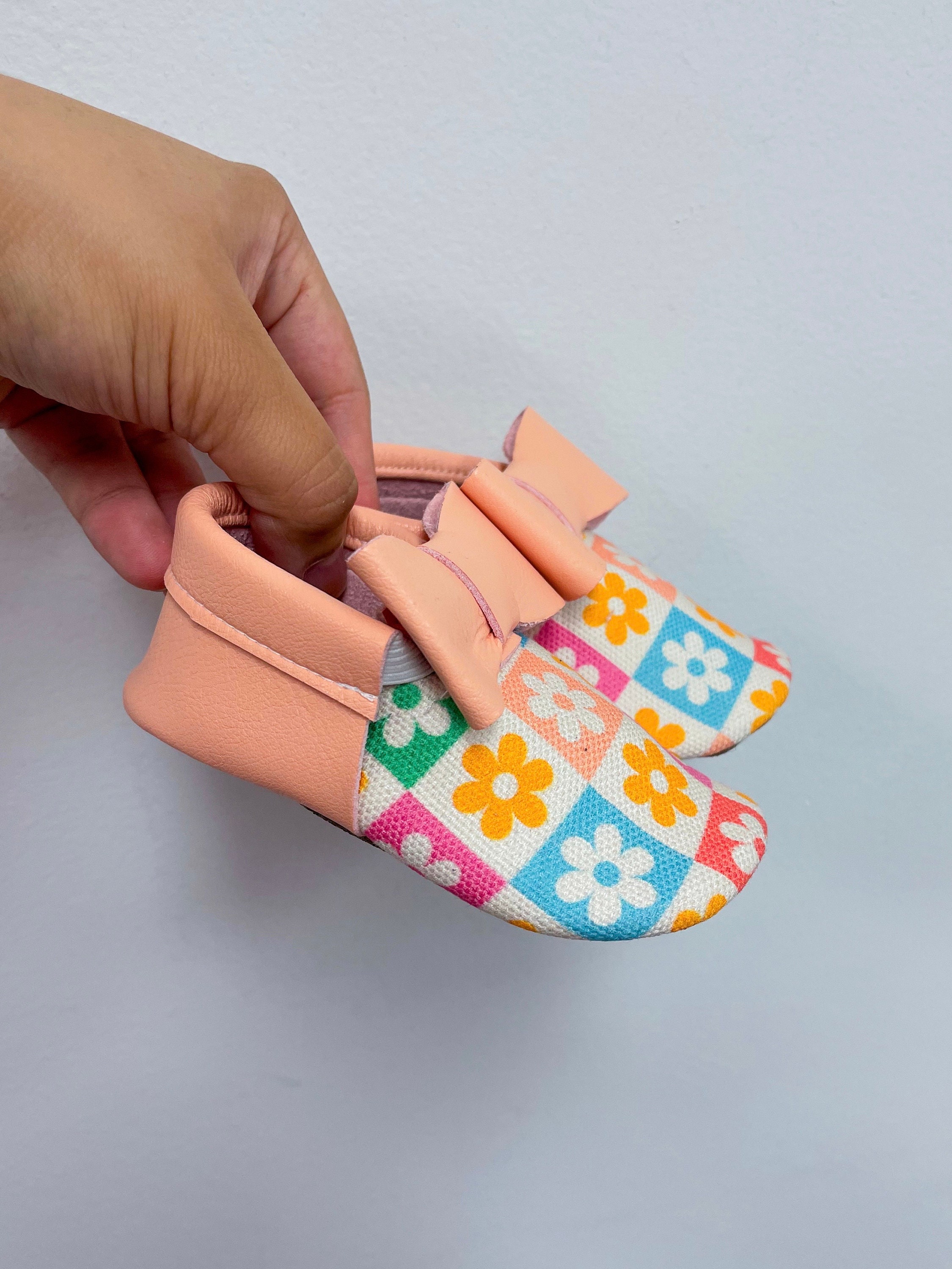 Retro Floral Checkered Bow Baby Moccasins - Stylish Vintage-inspired ...