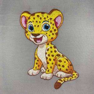 Cute Spotted Leopard Machine Embroidery Design - Cheetah Machine ...