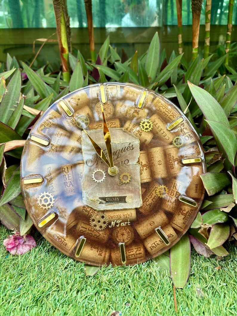 Elegant Handmade Epoxy Resin and Wine Caps Wall Clock With Gold Mirror ...
