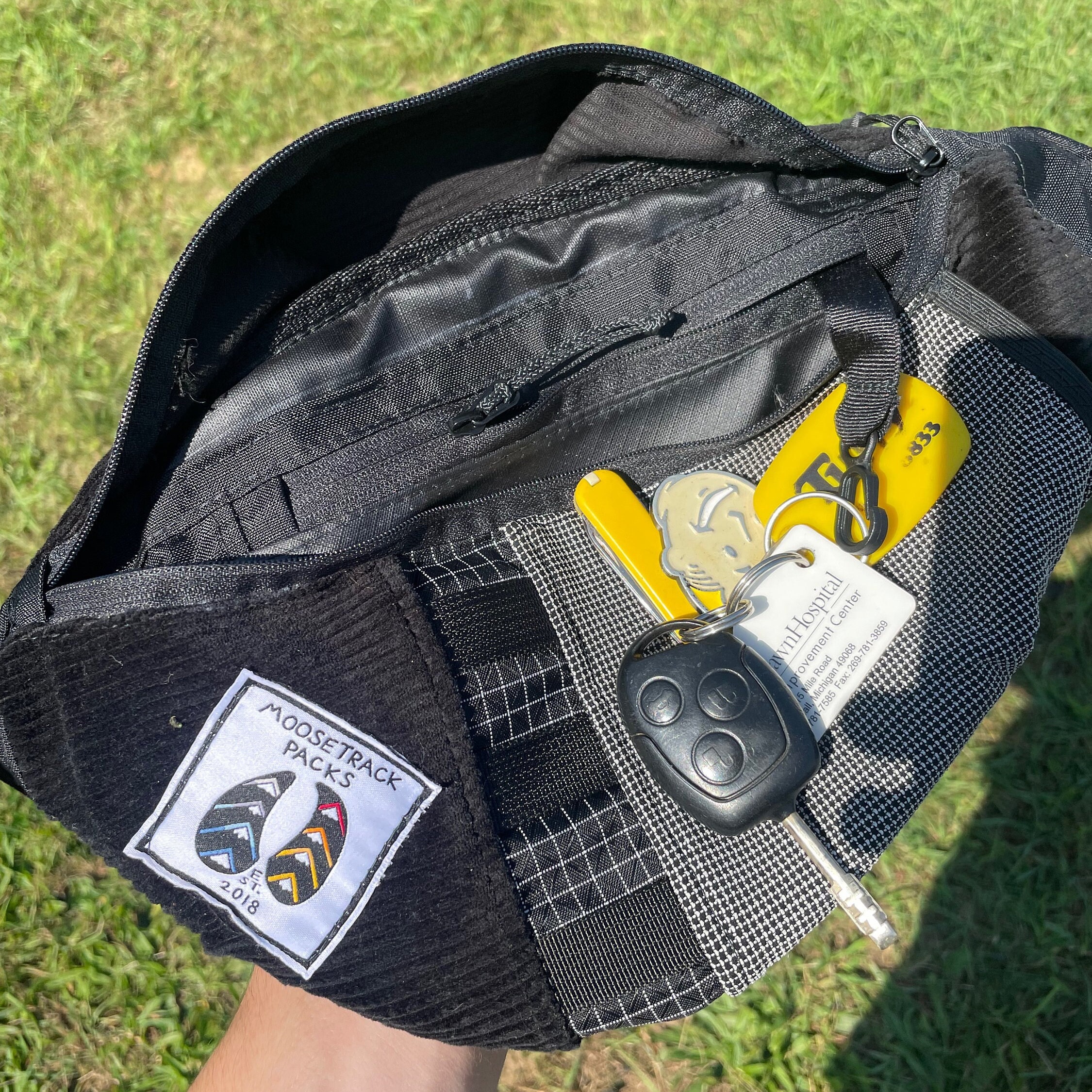 Sling Pod Crossbody Bag - Etsy