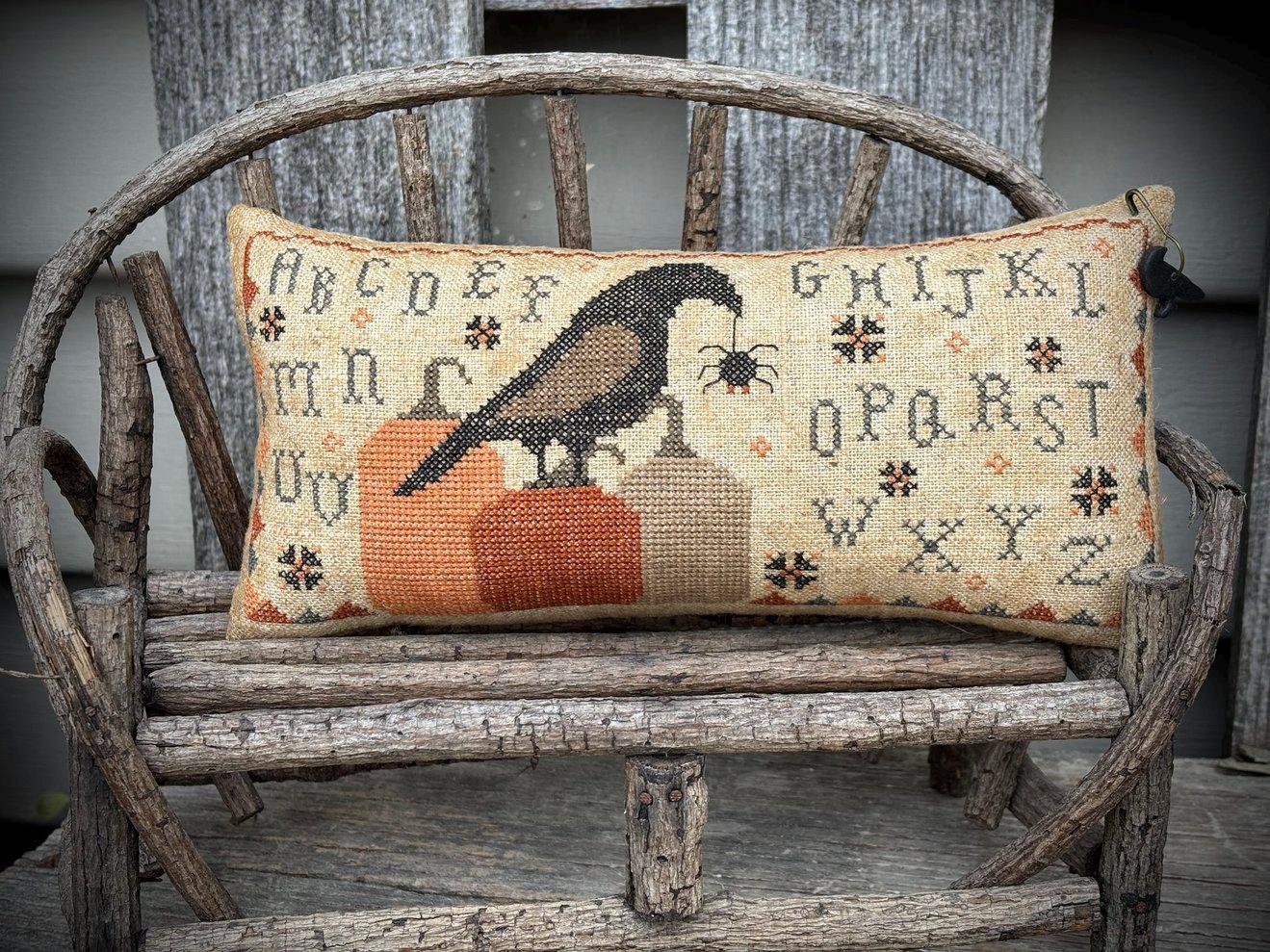 Crow on Pumpkins Pin Keep Pattern - Primitive - PAPER - Mailed - Crow ...