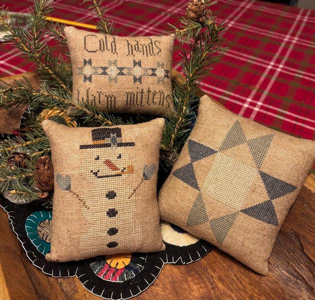 Cold Hands Trio -- Primitive -- Pdf/download -- Cross Stitch -- Pattern ...