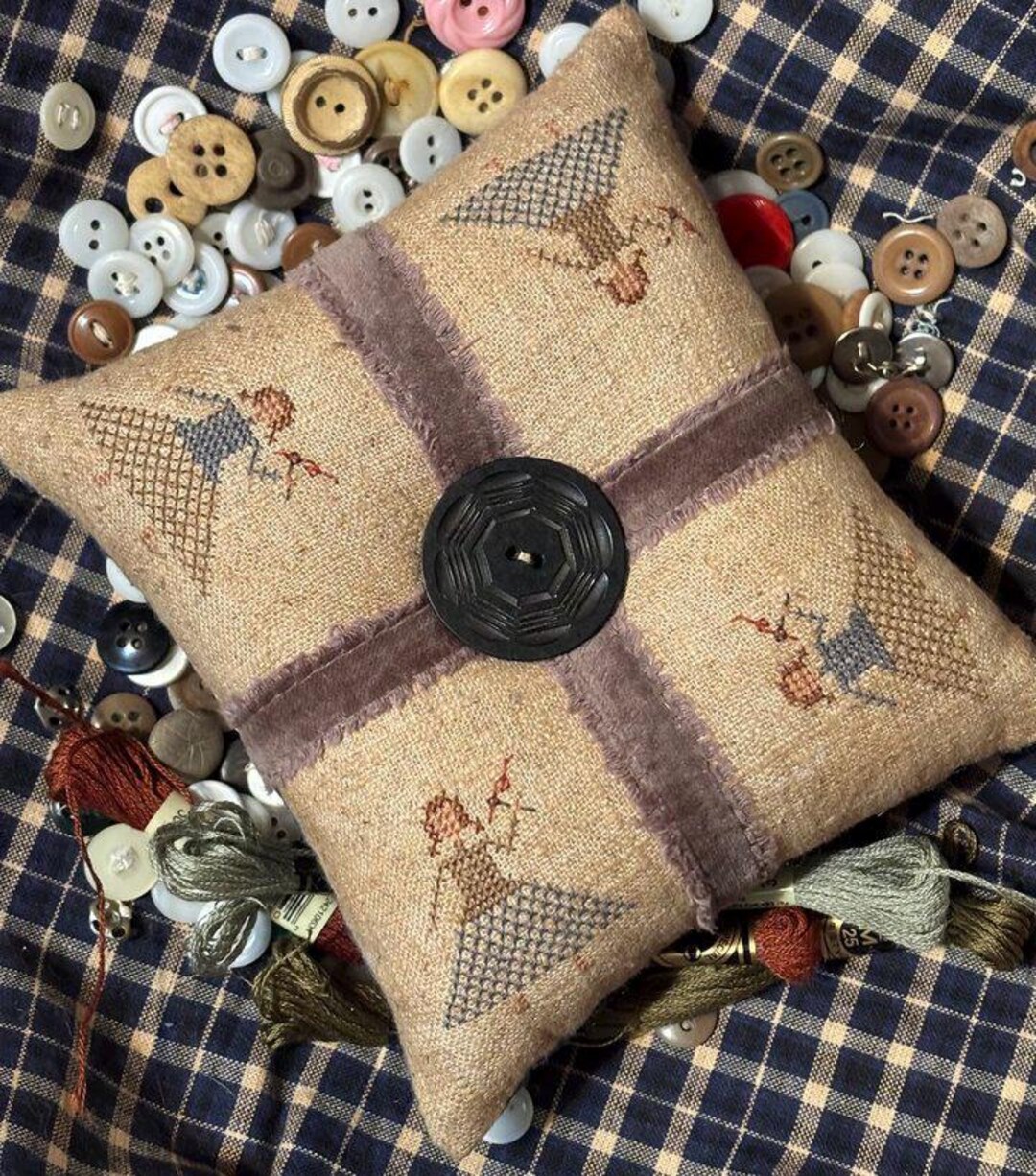 Prim Girls Pin Cushion *** Pdf/download *** Pin Keep *** Cross Stitch ...