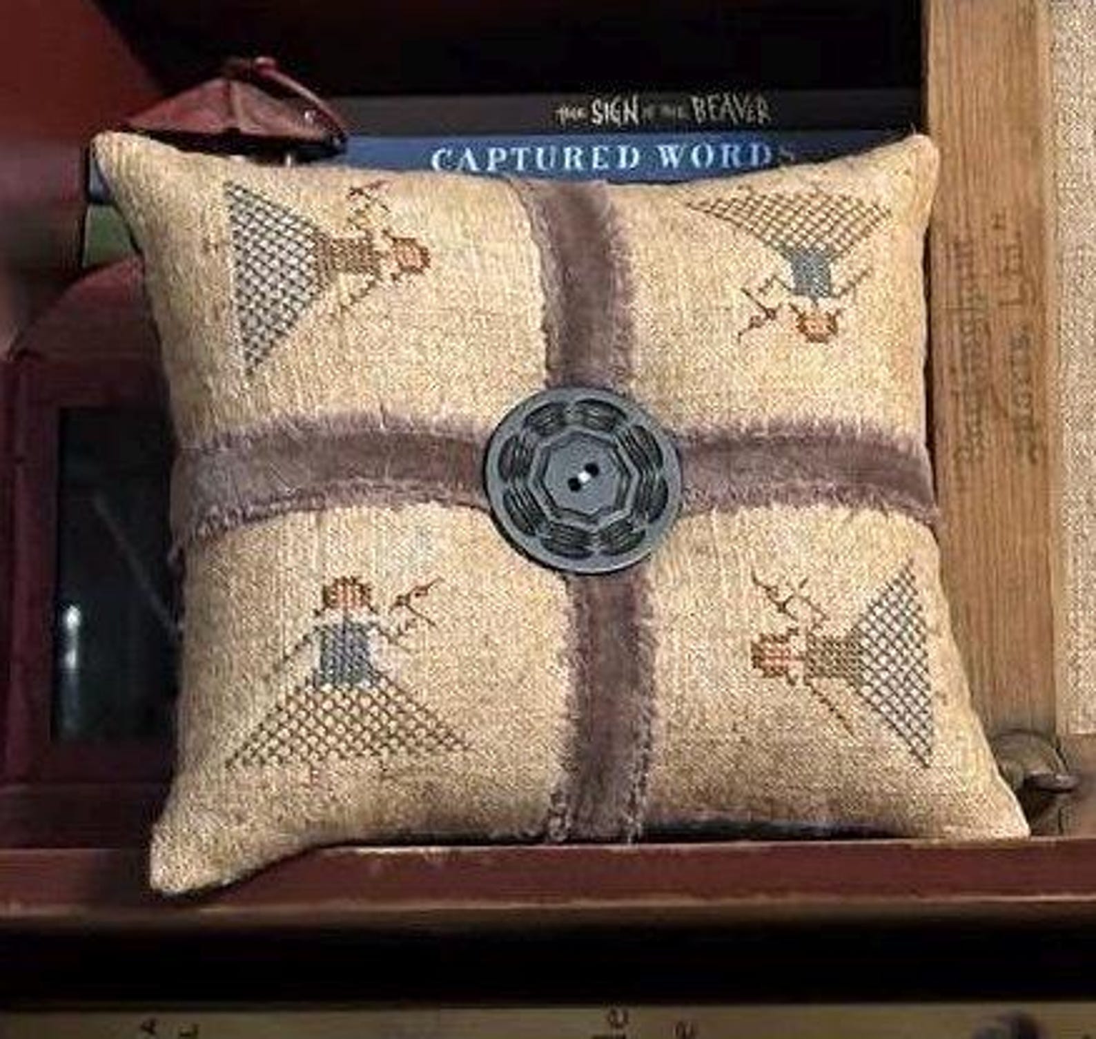 Prim Girls Pin Cushion *** Pdf/download *** Pin Keep *** Cross Stitch ...