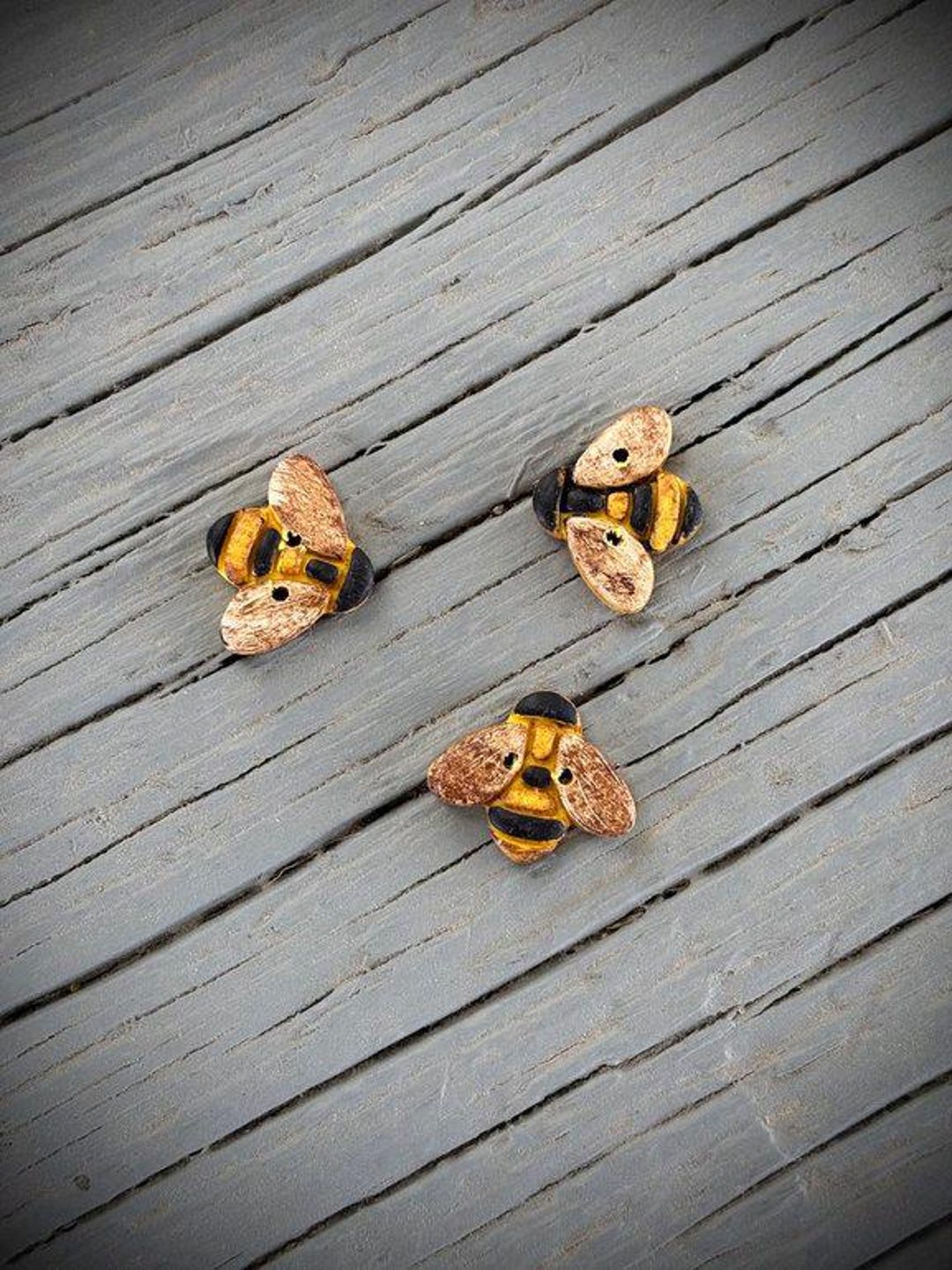 Bumble Bee Button ~ Polymer Clay ~ Primitive ~ Embellishment ~ Handmade ...