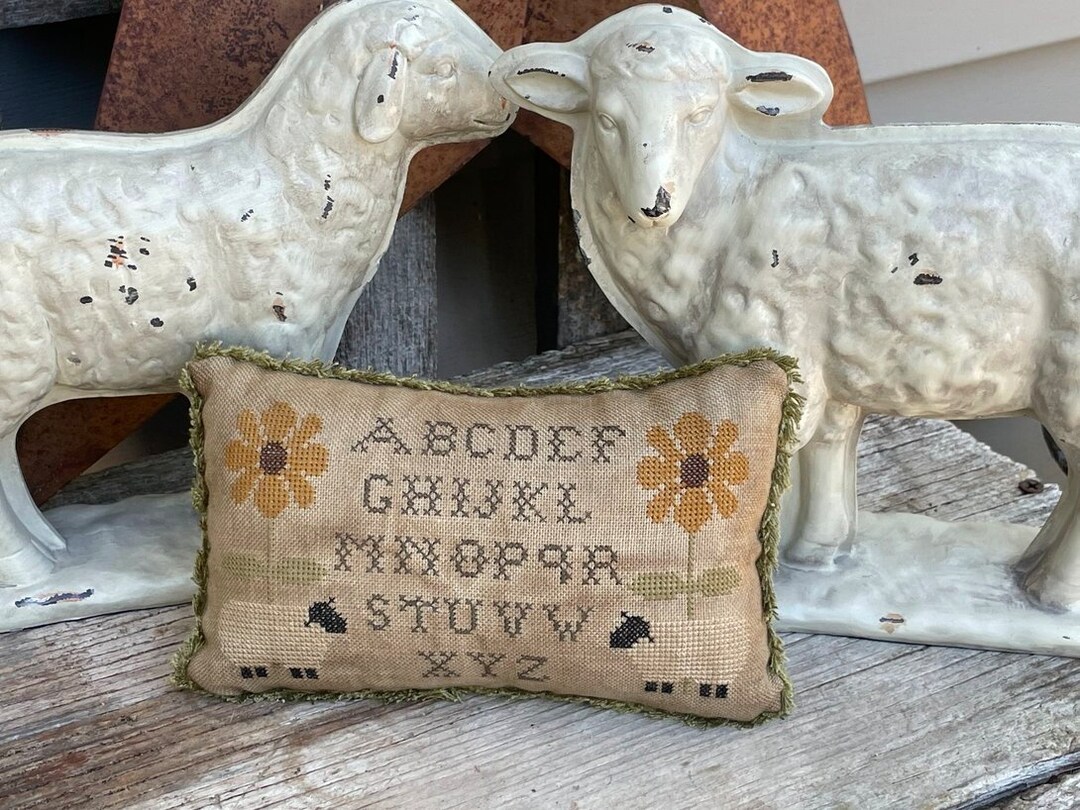 Alphabet Sheep *** Primitive Pattern *** Mailed PAPER Chart *** Cross ...